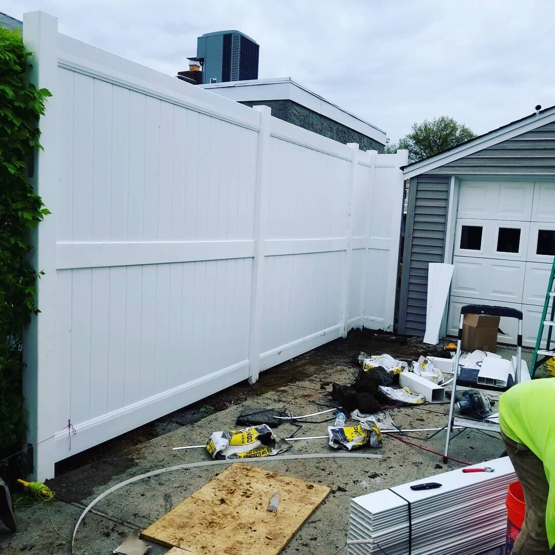 Professional Fence Company Located in New York | Universal Fence 516 ...